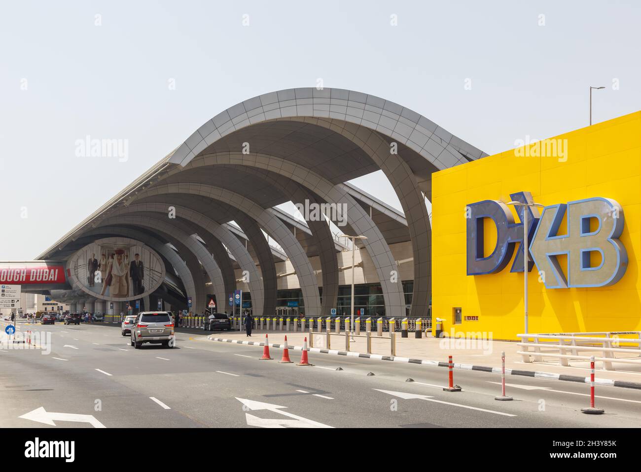 Flughafen Dubai International Airport Terminal 3 DXB Stock Photo - Alamy
