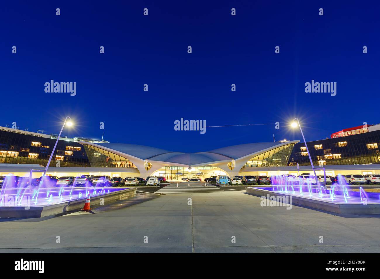 Twa terminal hi-res stock photography and images - Alamy