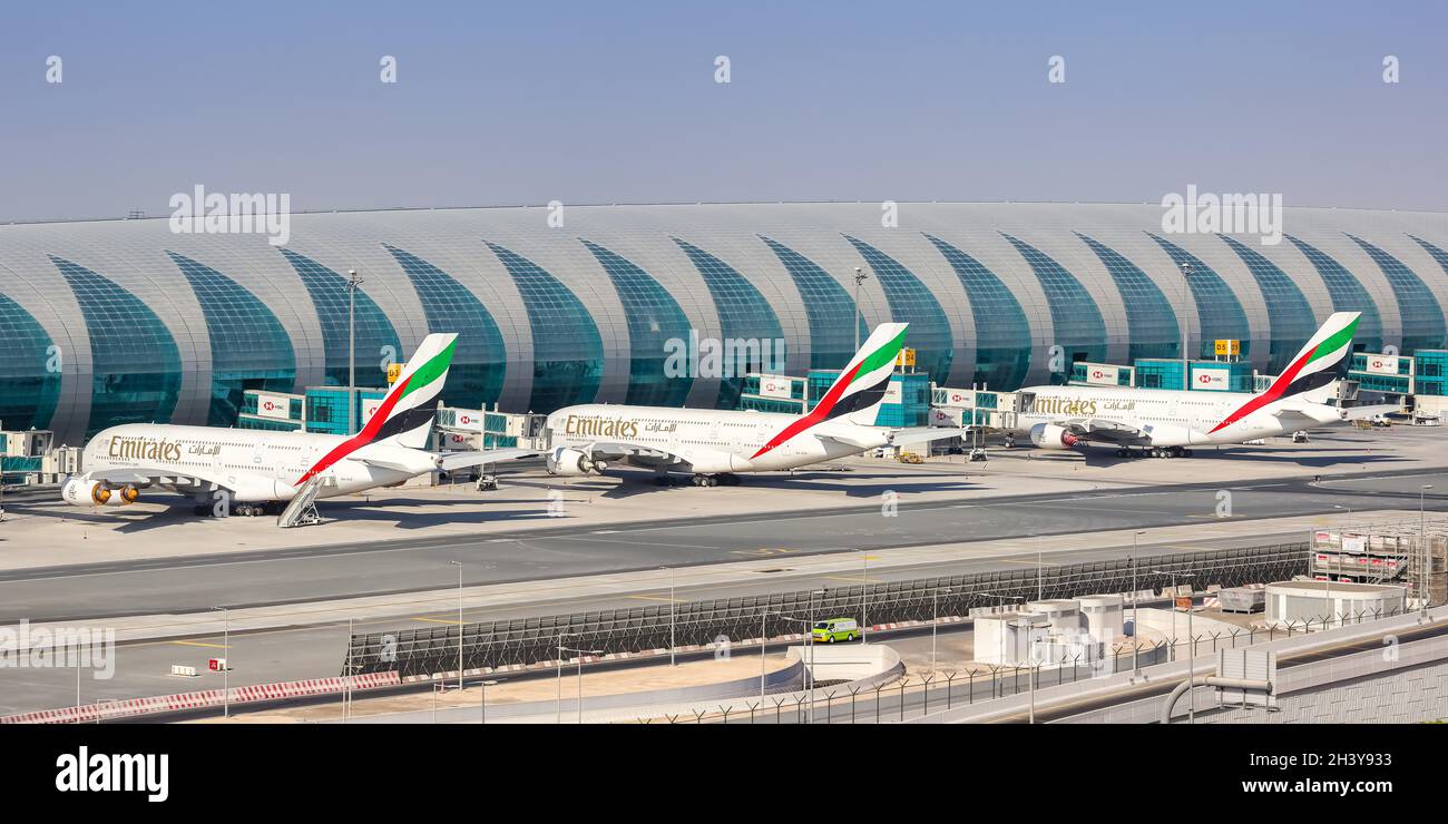 Emirates Airbus A380 Aircraft Dubai Airport Stock Photo - Alamy
