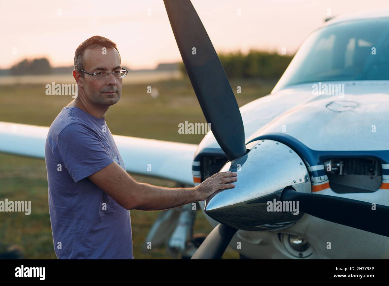 Pilot Standing Next To Airplane High Resolution Stock Photography and ...
