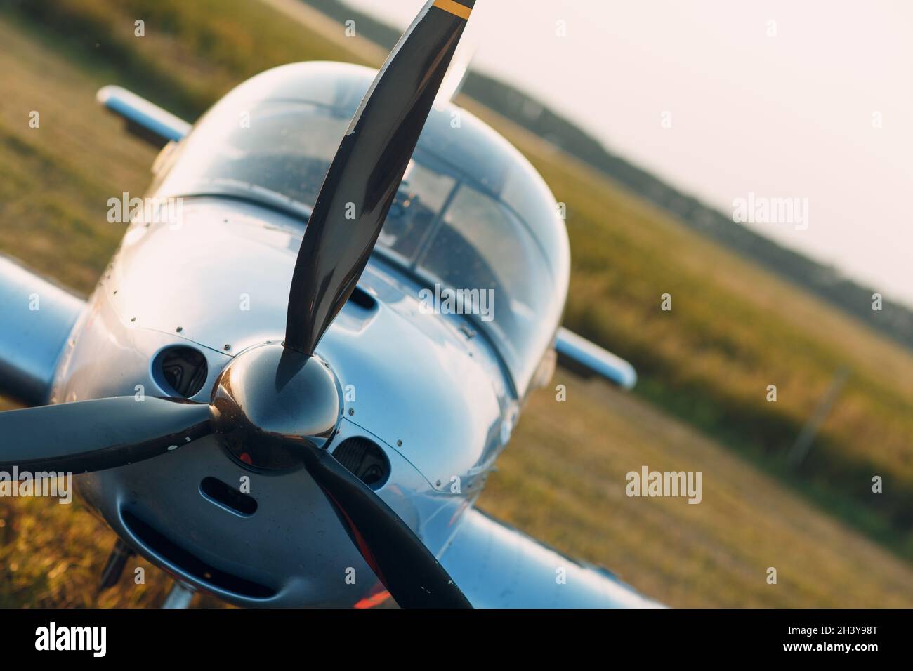Airplane Motor with Propeller Blades and air intake Stock Photo - Alamy