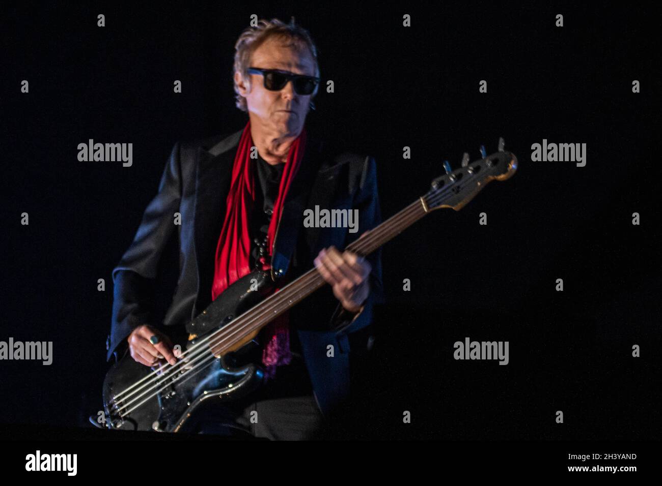 London, England, UK. 30th Oct, 2021. David J. Haskins plays the bass ...