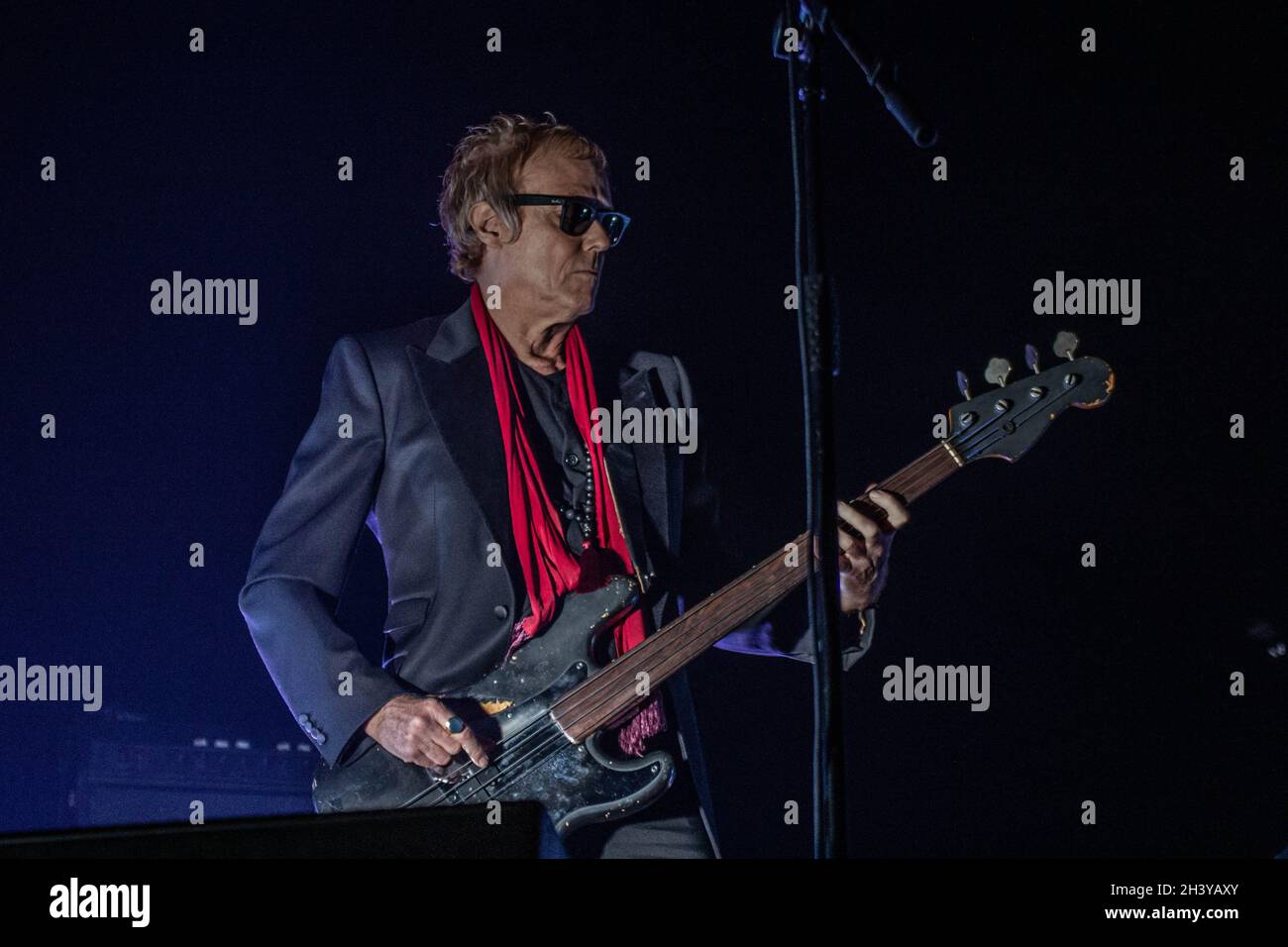 London, England, UK. 30th Oct, 2021. David J. Haskins plays the bass ...