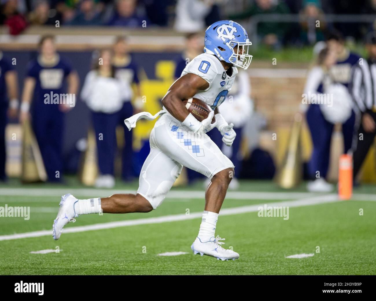 South Bend, Indiana, USA. 30th Oct, 2021. North Carolina wide receiver ...