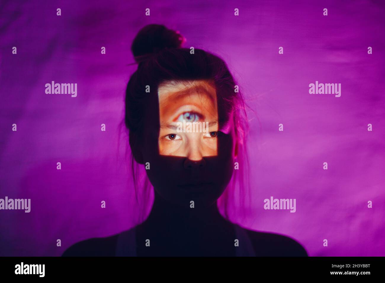 Blind woman with third eye on her forehead in dark Stock Photo - Alamy