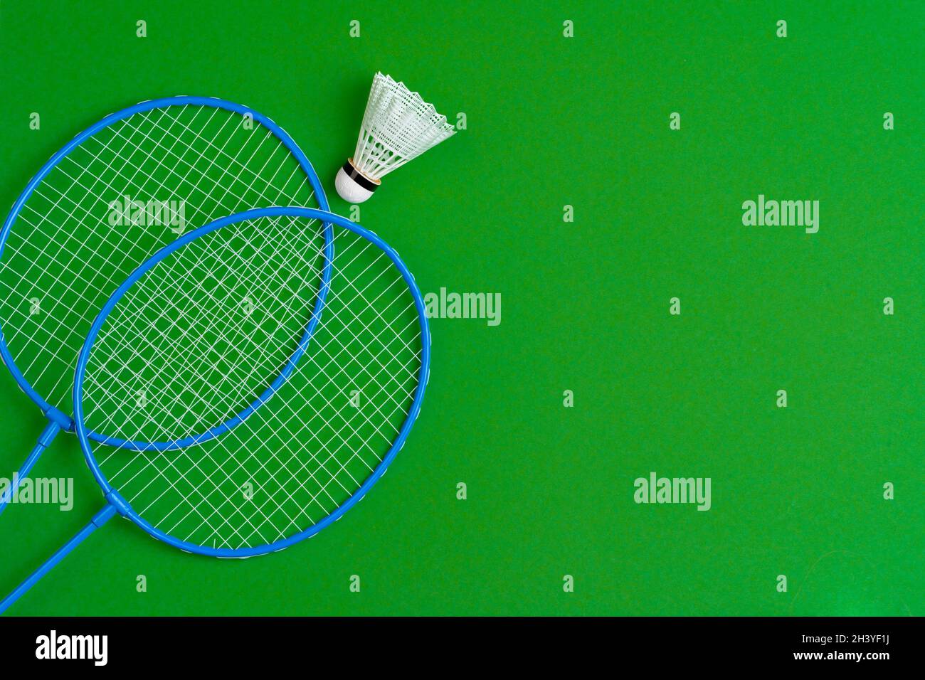 Badminton equipment. Rackets and shuttlecock, top view Stock Photo - Alamy