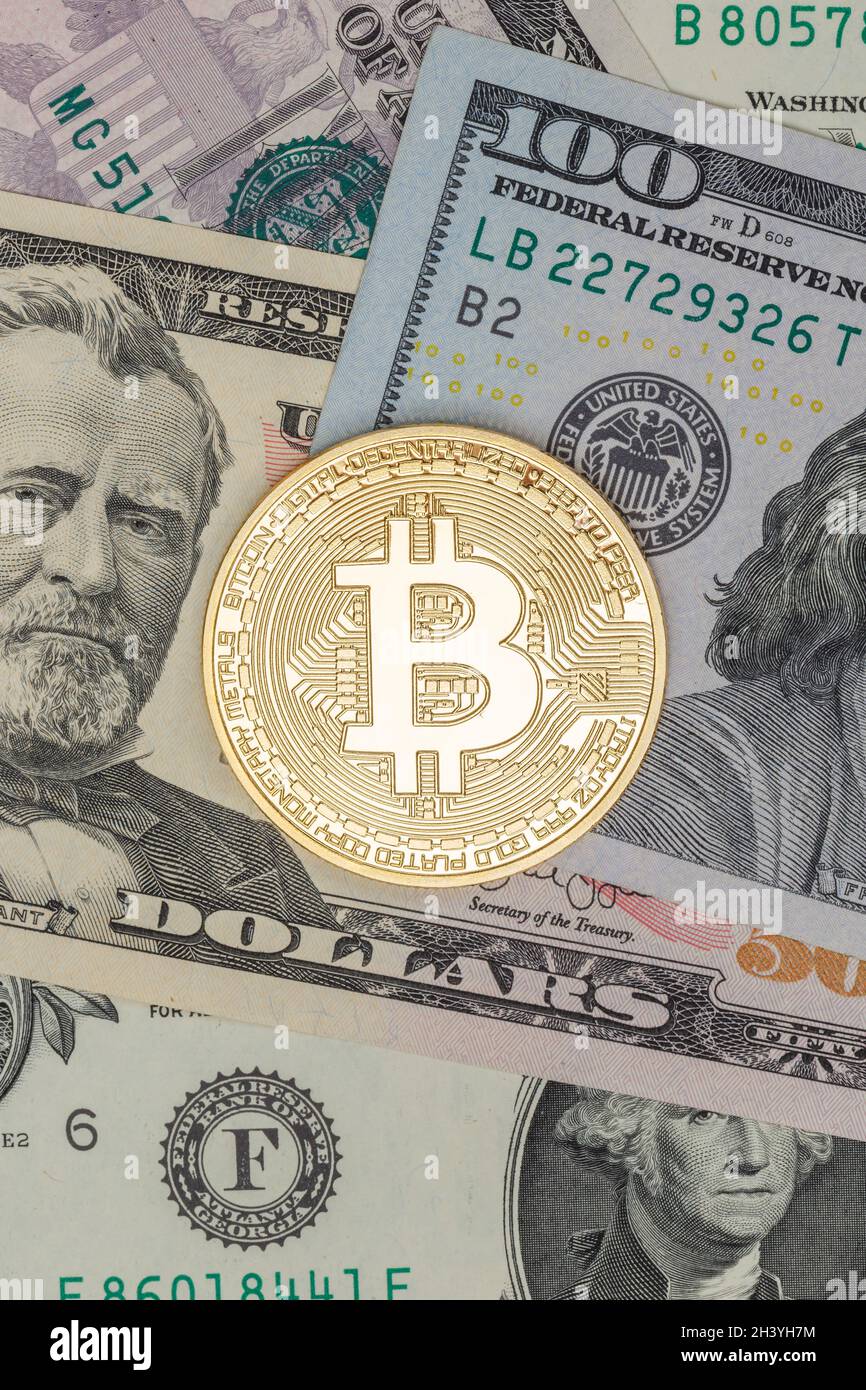 Bitcoin crypto currency online pay digital money cryptocurrency US ...