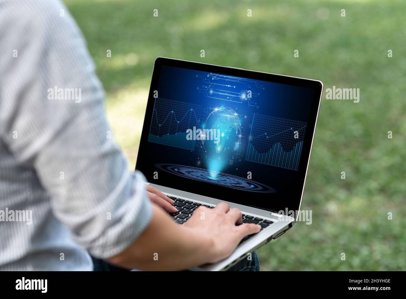 Woman typing computer back view hi-res stock photography and images - Alamy