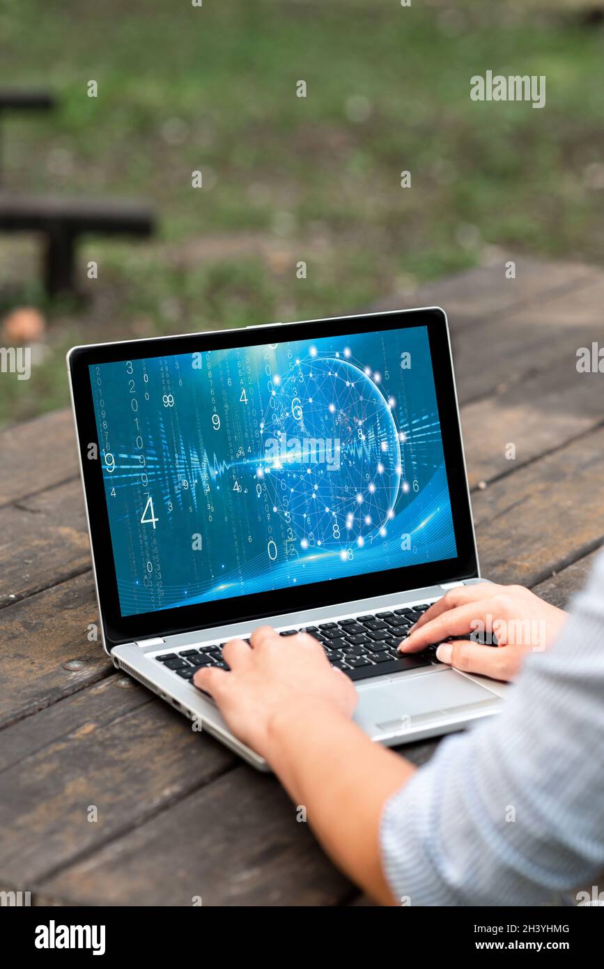 Minicomputer hi-res stock photography and images - Alamy