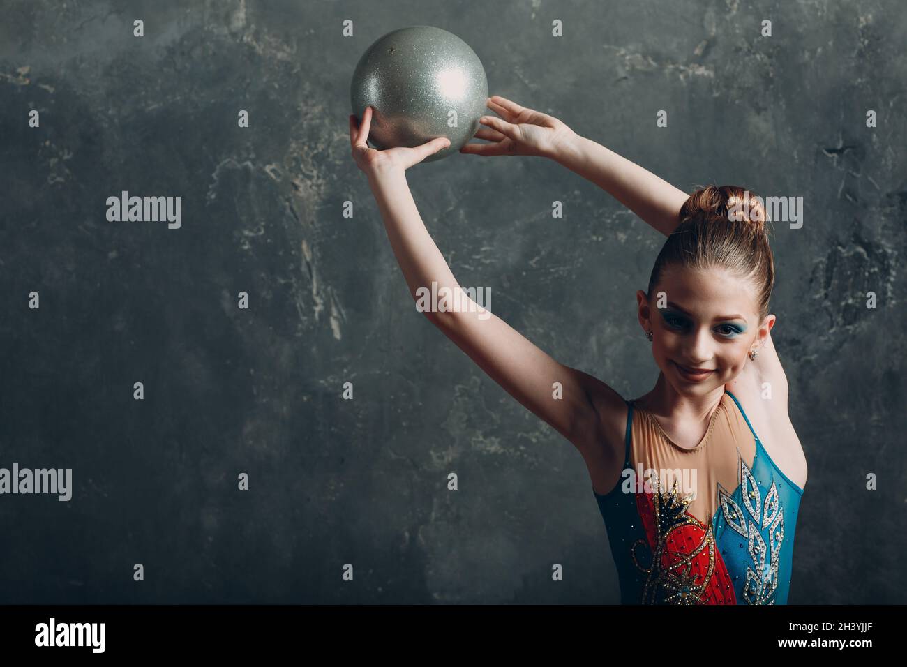 Rhythmic gymnastics ball hi-res stock photography and images - Alamy