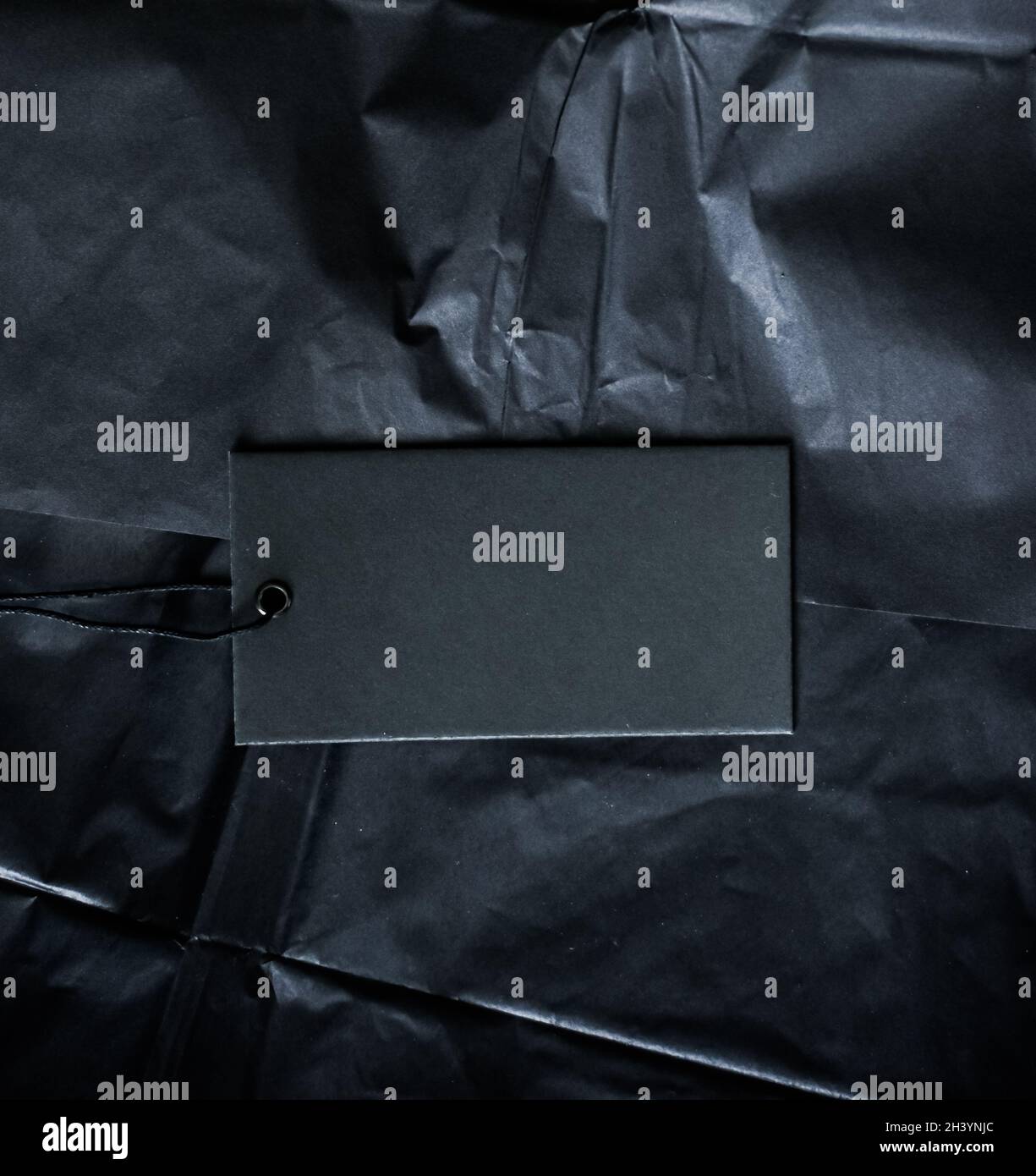 Black blank horizontal price tag Stock Photo - Alamy