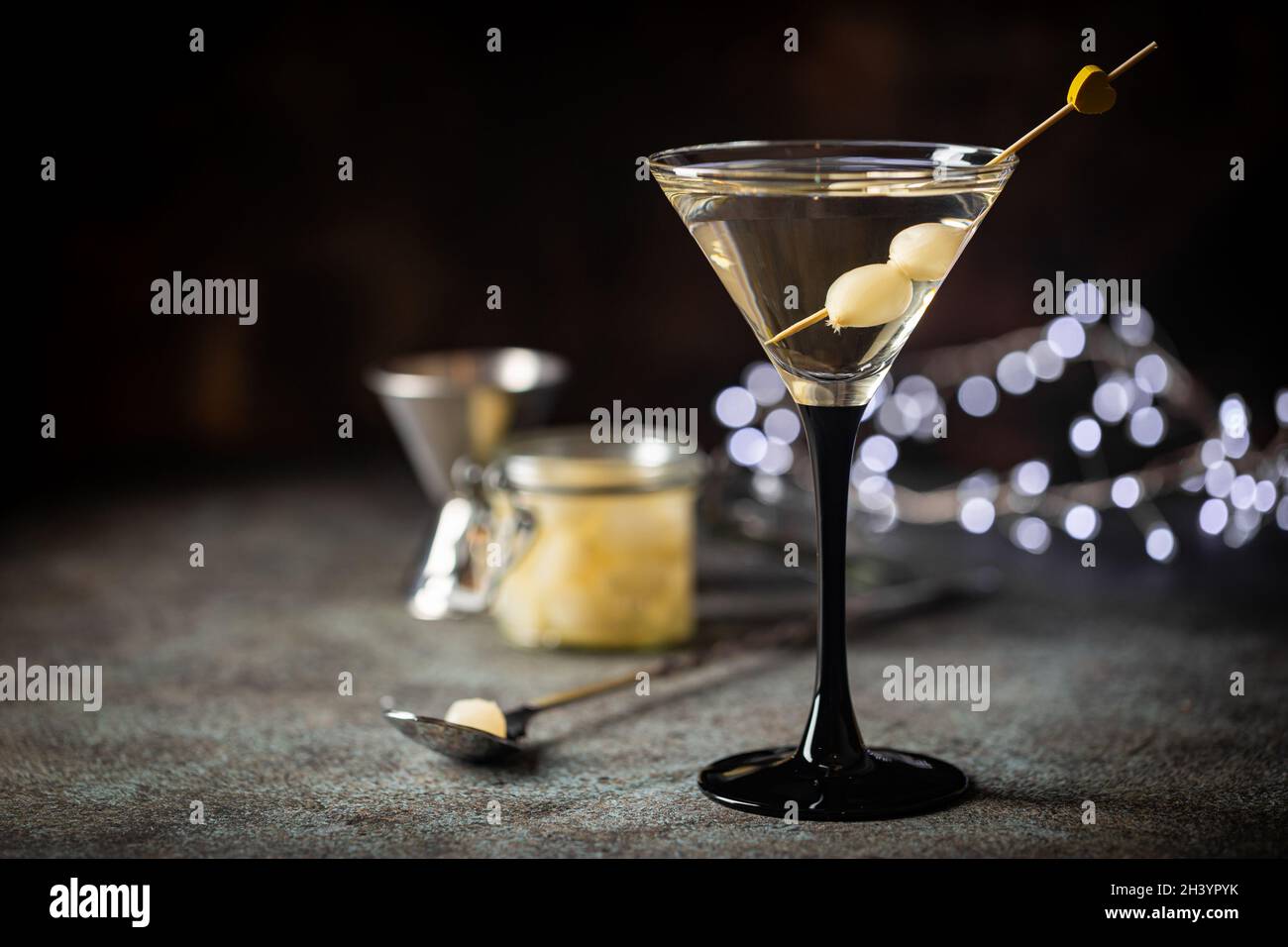Gibson cocktail hi-res stock photography and images - Alamy