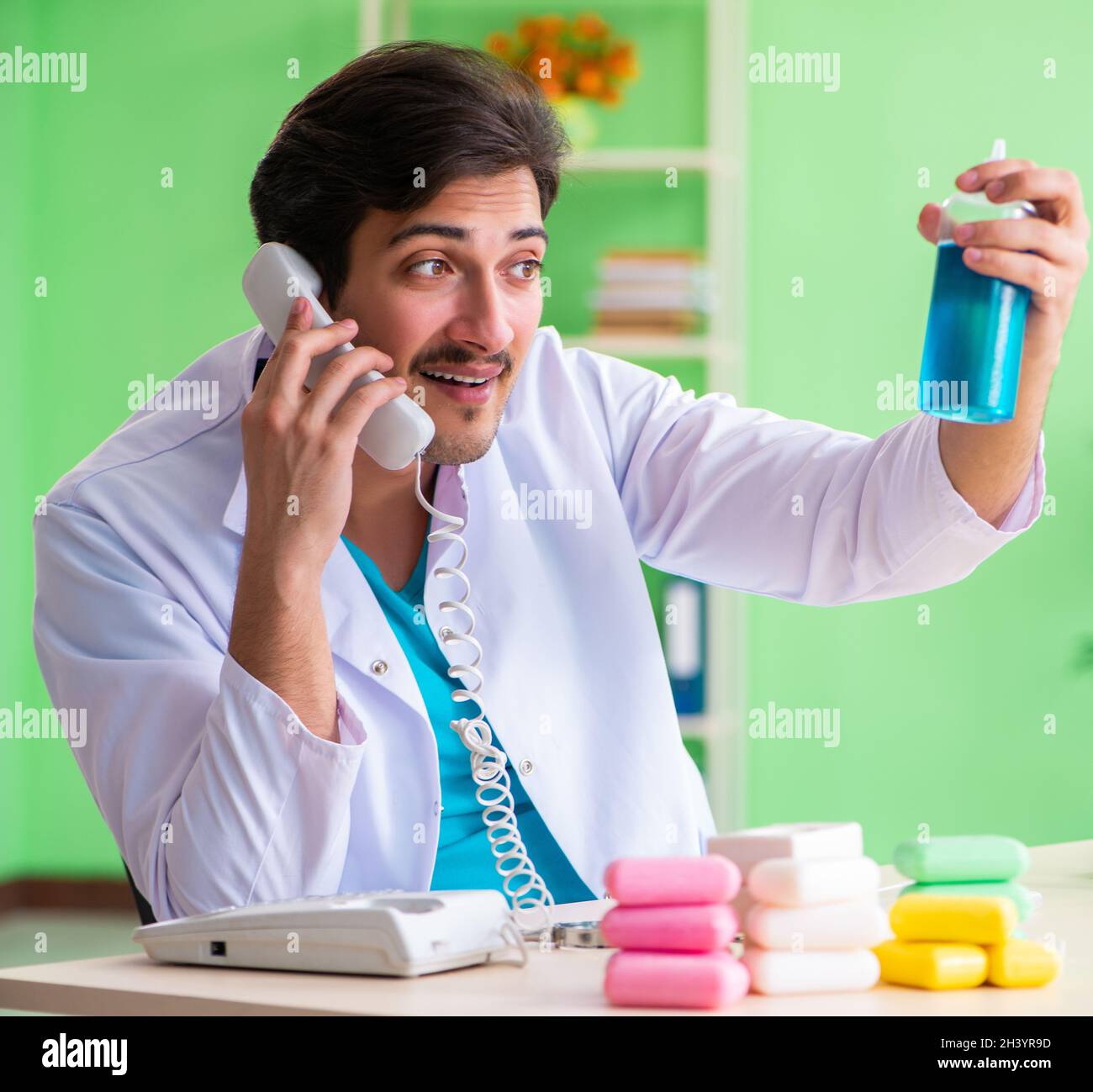 Soap discovery hi-res stock photography and images - Alamy