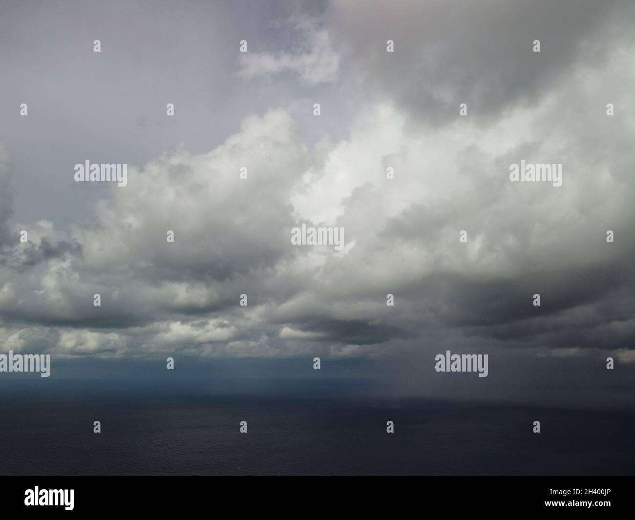 Video fluffy clouds on blue hi-res stock photography and images - Alamy