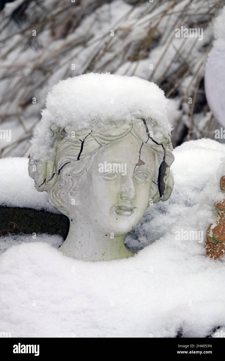 Sculpture in winter Stock Photo - Alamy