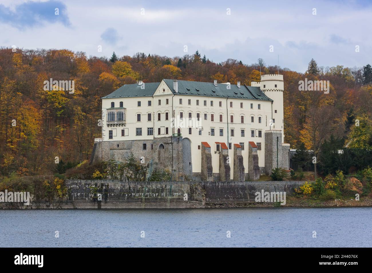 Orlik castle hi-res stock photography and images - Alamy