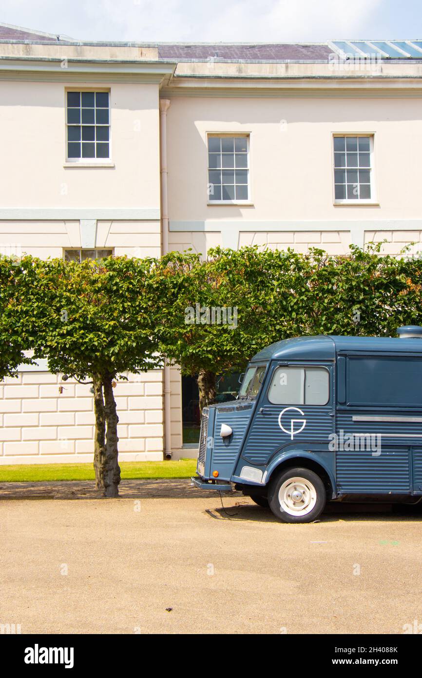 Vintage French Citroen HY H van Stock Photo - Alamy