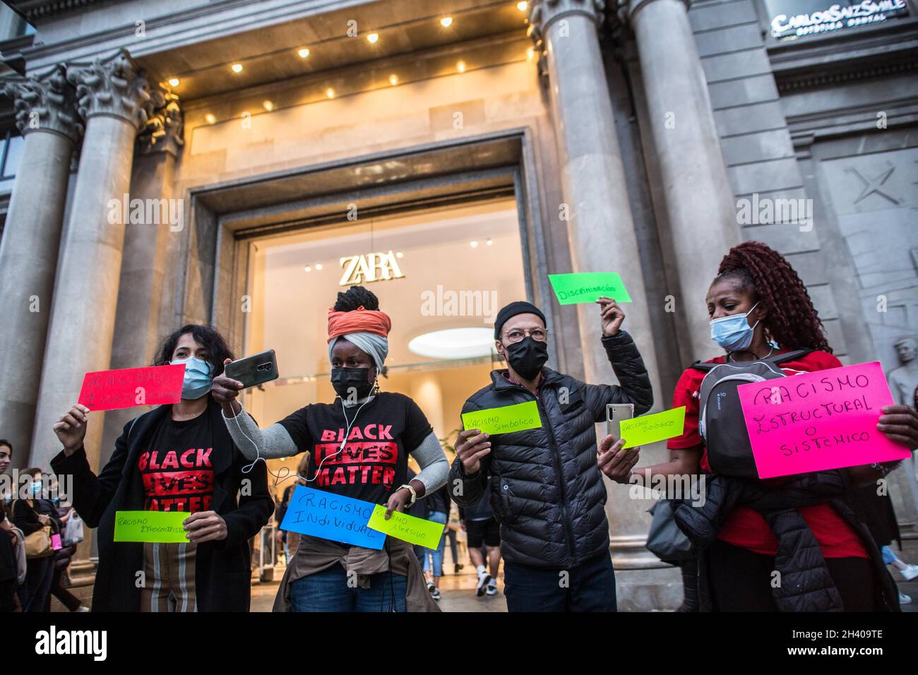 Barcelona, Catalonia, Spain. 29th Oct, 2021. Demonstrators are seen at ...