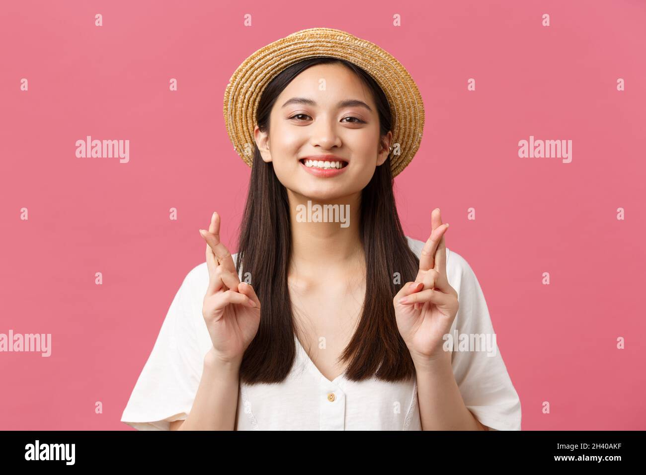 Beauty, emotions and leisure and vacation concept. Close-up of hopeful ...