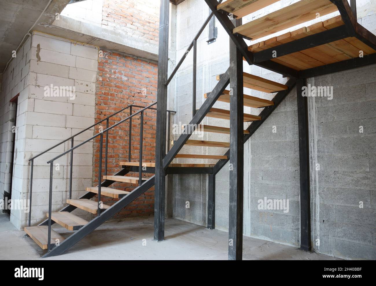 House steps installation. Building new steps in a house. Home staircase ...