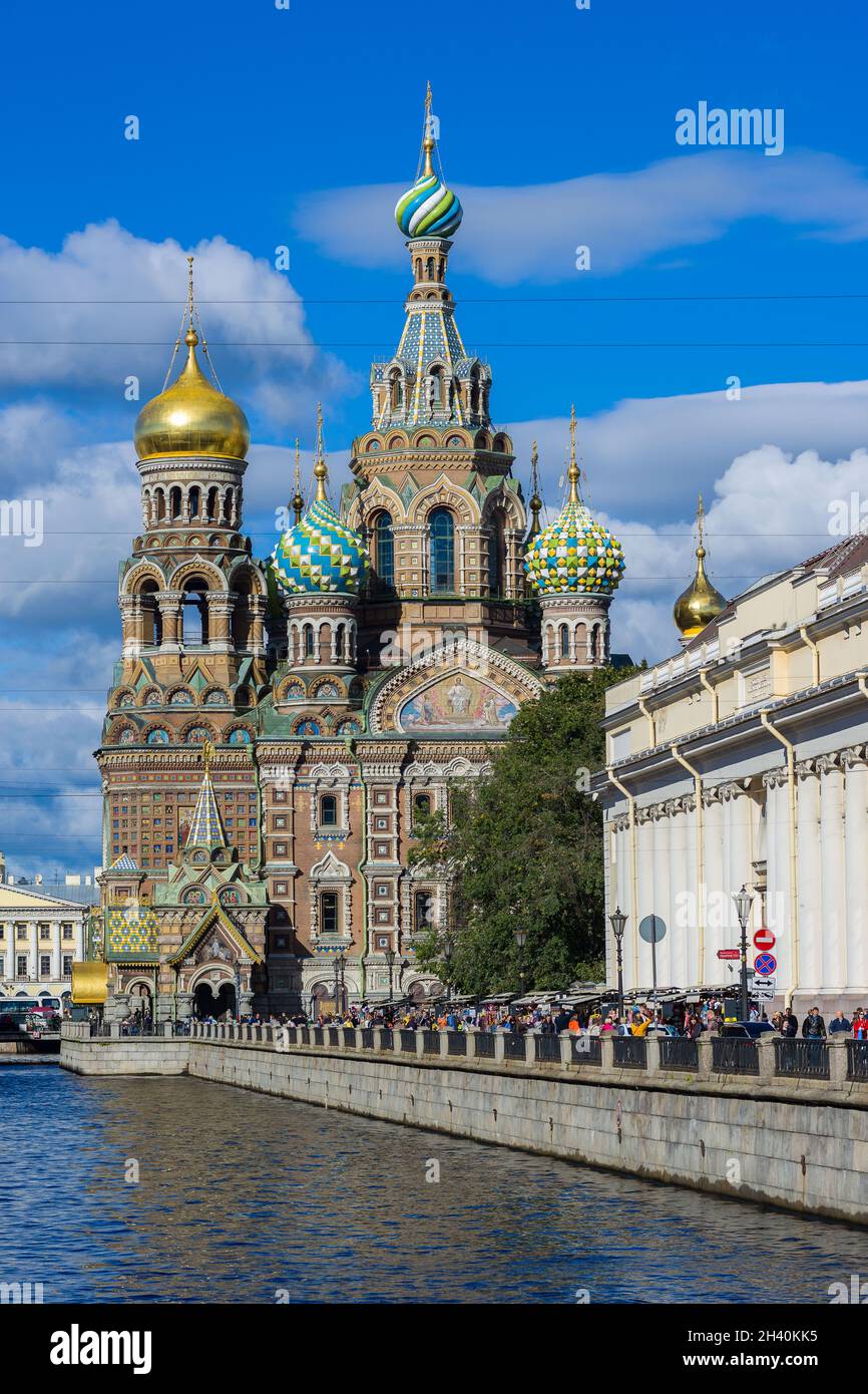 Blood spilled hi-res stock photography and images - Alamy