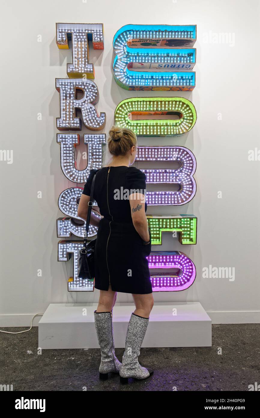 Paris, France. 24th Oct, 2021. 47th edition of the FIAC (International ...