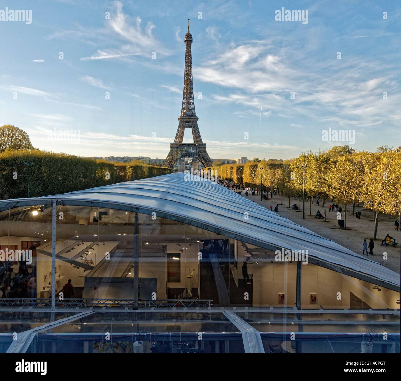 Paris, France. 24th Oct, 2021. 47th edition of the FIAC (International ...