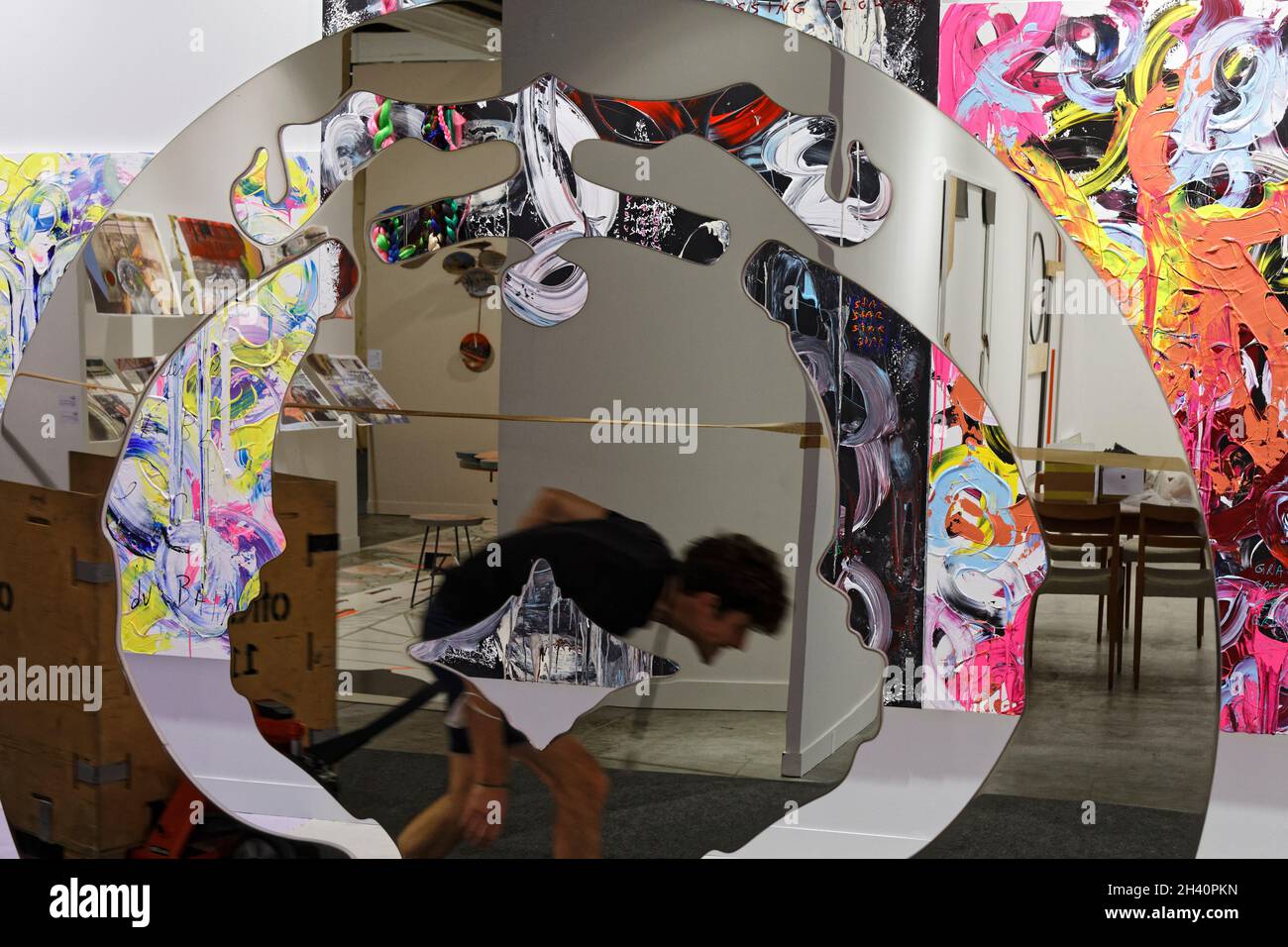 Paris, France. 24th Oct, 2021. 47th edition of the FIAC (International ...