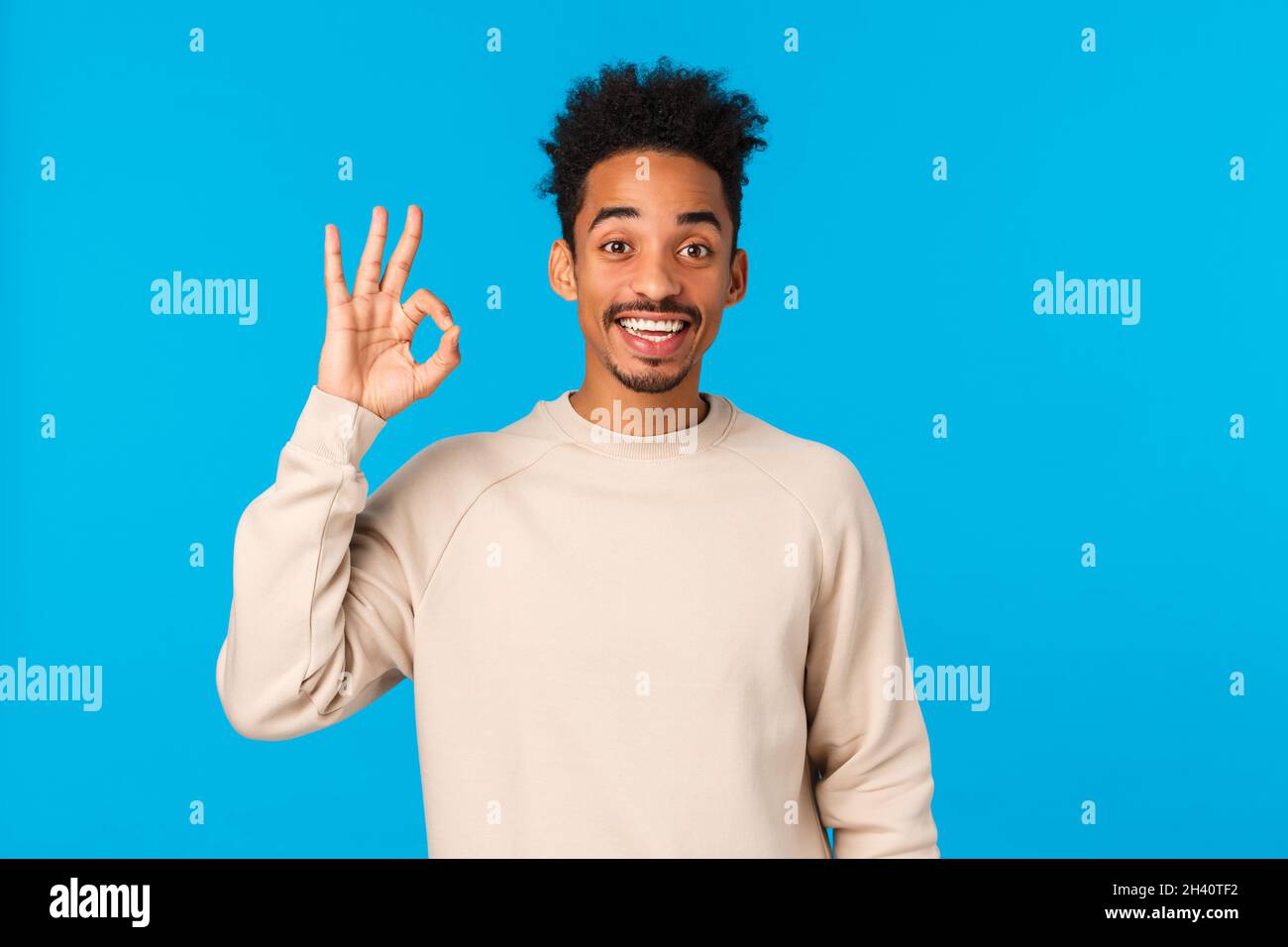 Nod approval hi-res stock photography and images - Alamy