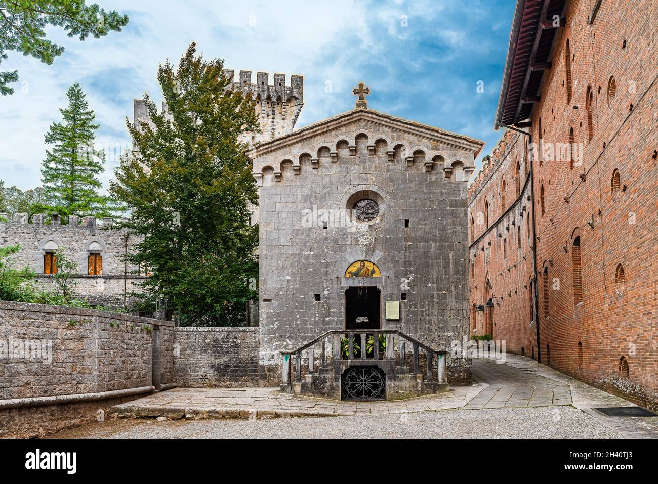 Chapel of brolio castle hi-res stock photography and images - Alamy