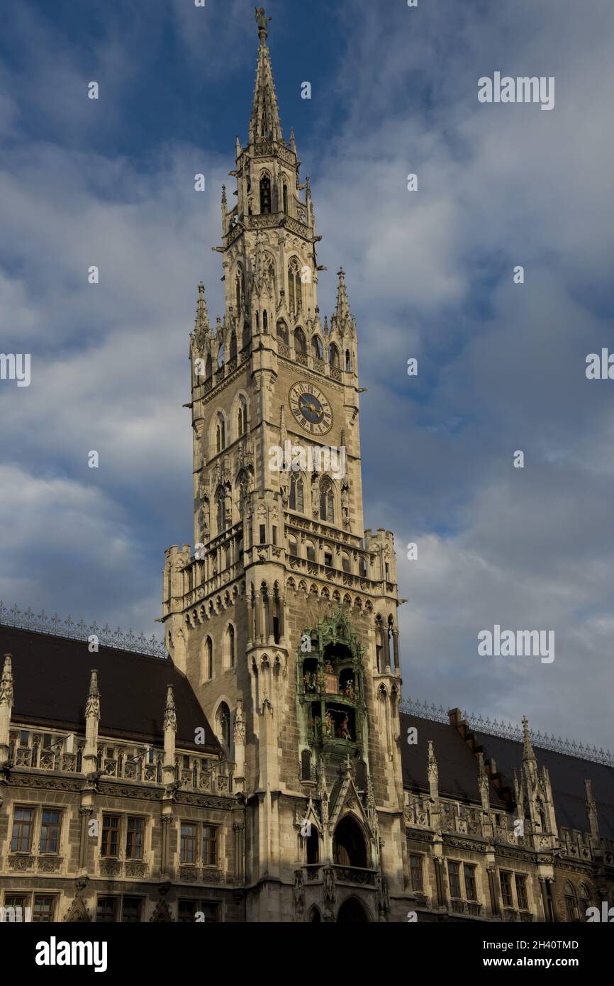 Munich town hall architectural hi-res stock photography and images - Alamy