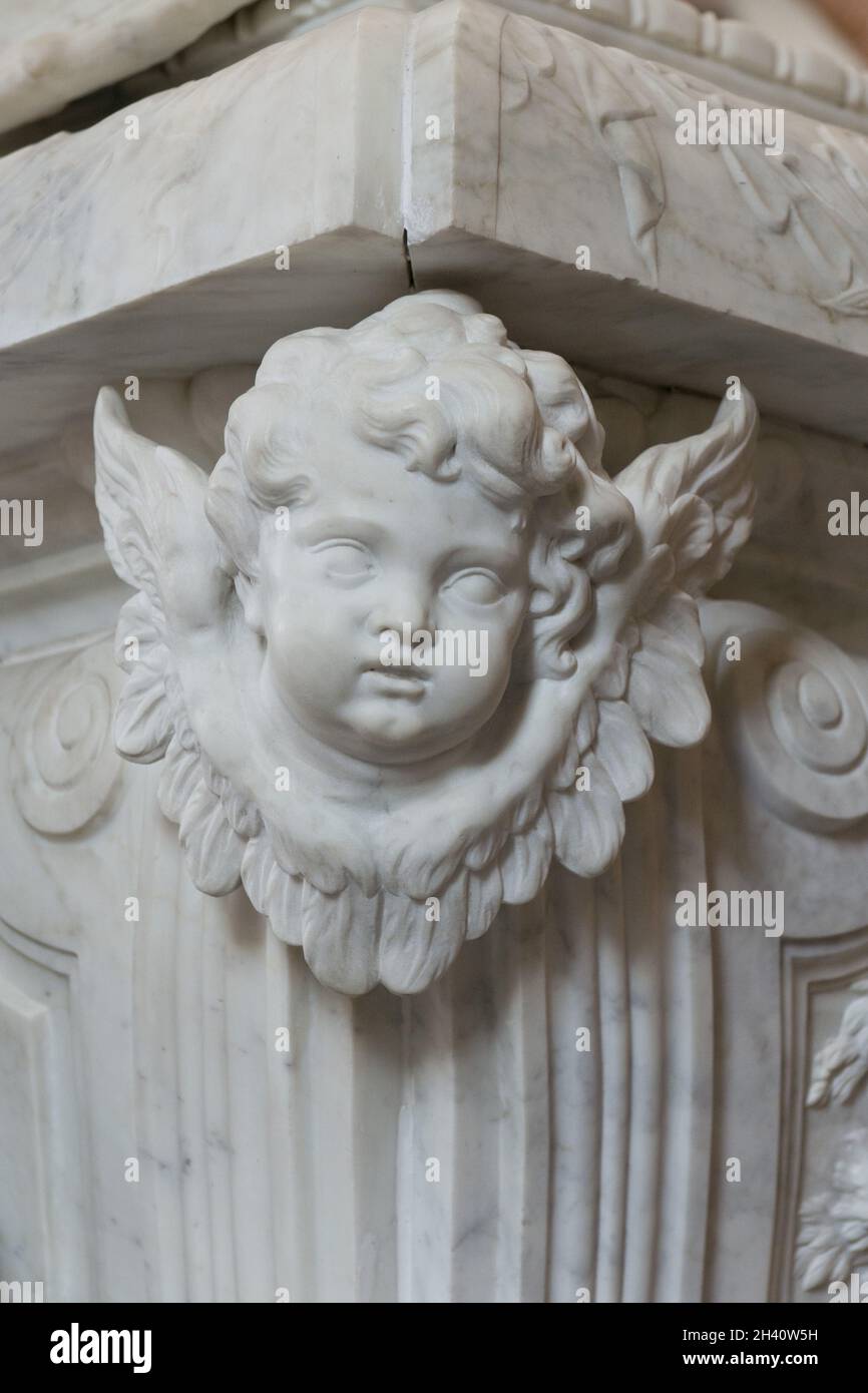 Angel the world hi-res stock photography and images - Alamy