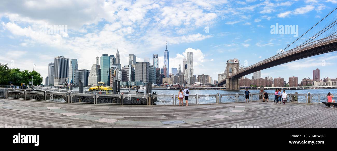 Lower Manhattan from Brooklyn Stock Photo - Alamy