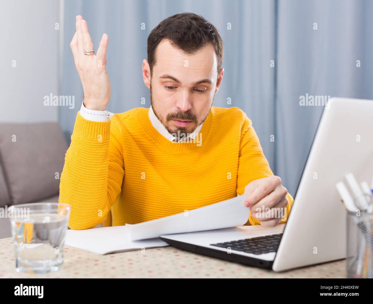 Man facing difficulty Stock Photo - Alamy