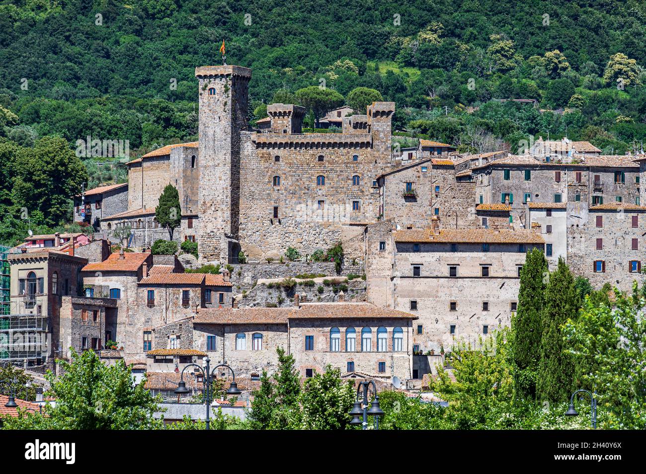 Symbol ancient building castle hi-res stock photography and images - Alamy