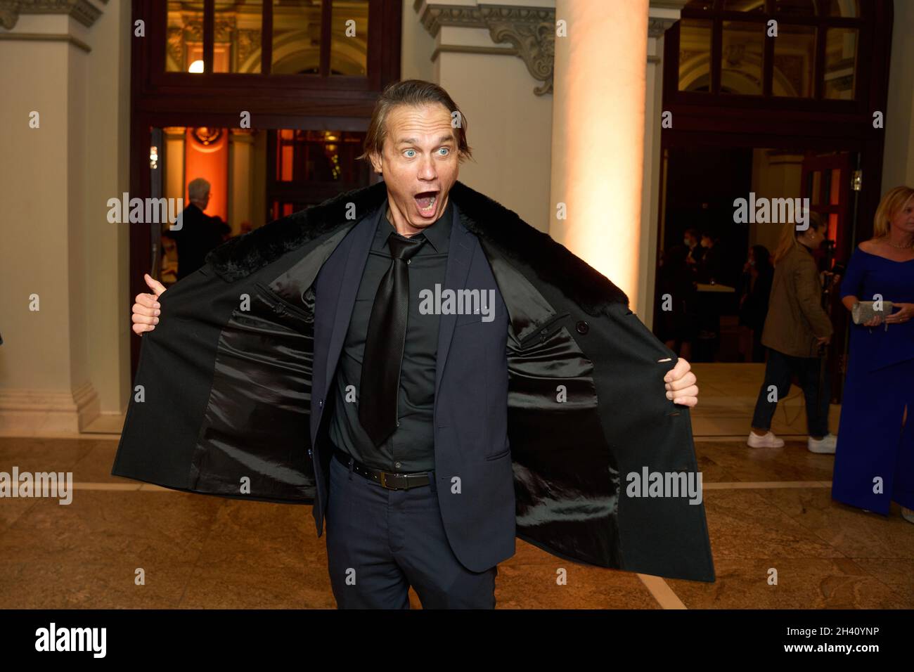 30 October 2021, Hessen, Frankfurt/Main: Actor Ralf Bauer appears at the "Marken Gala" . The ...