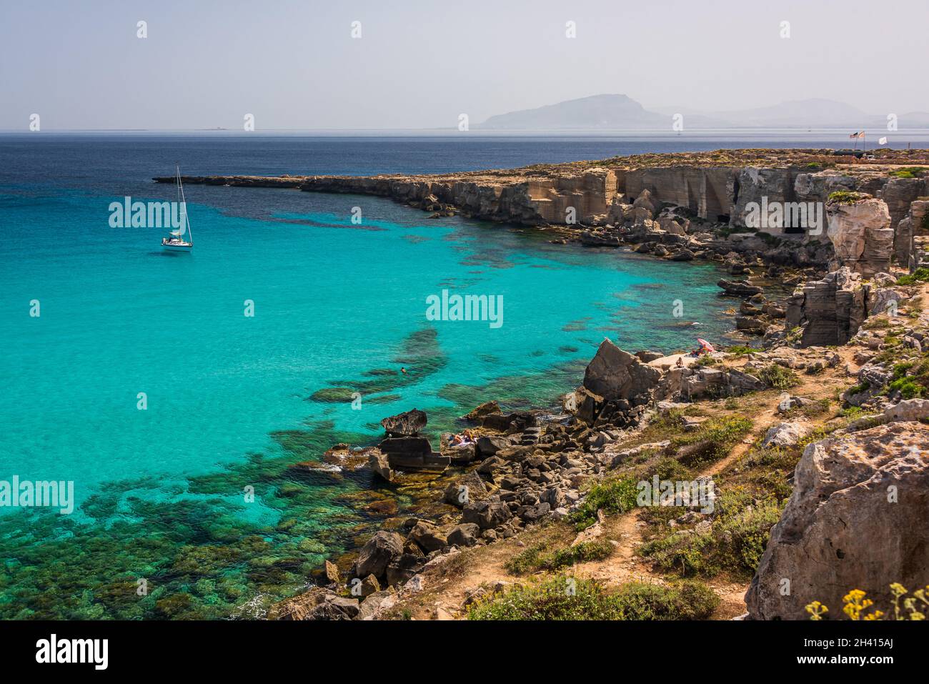Cala rossa hi-res stock photography and images - Alamy