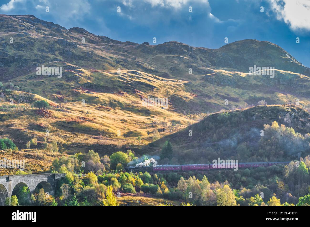 The Jacobite Fort William to Mallaig scenic railway approaching Glen ...