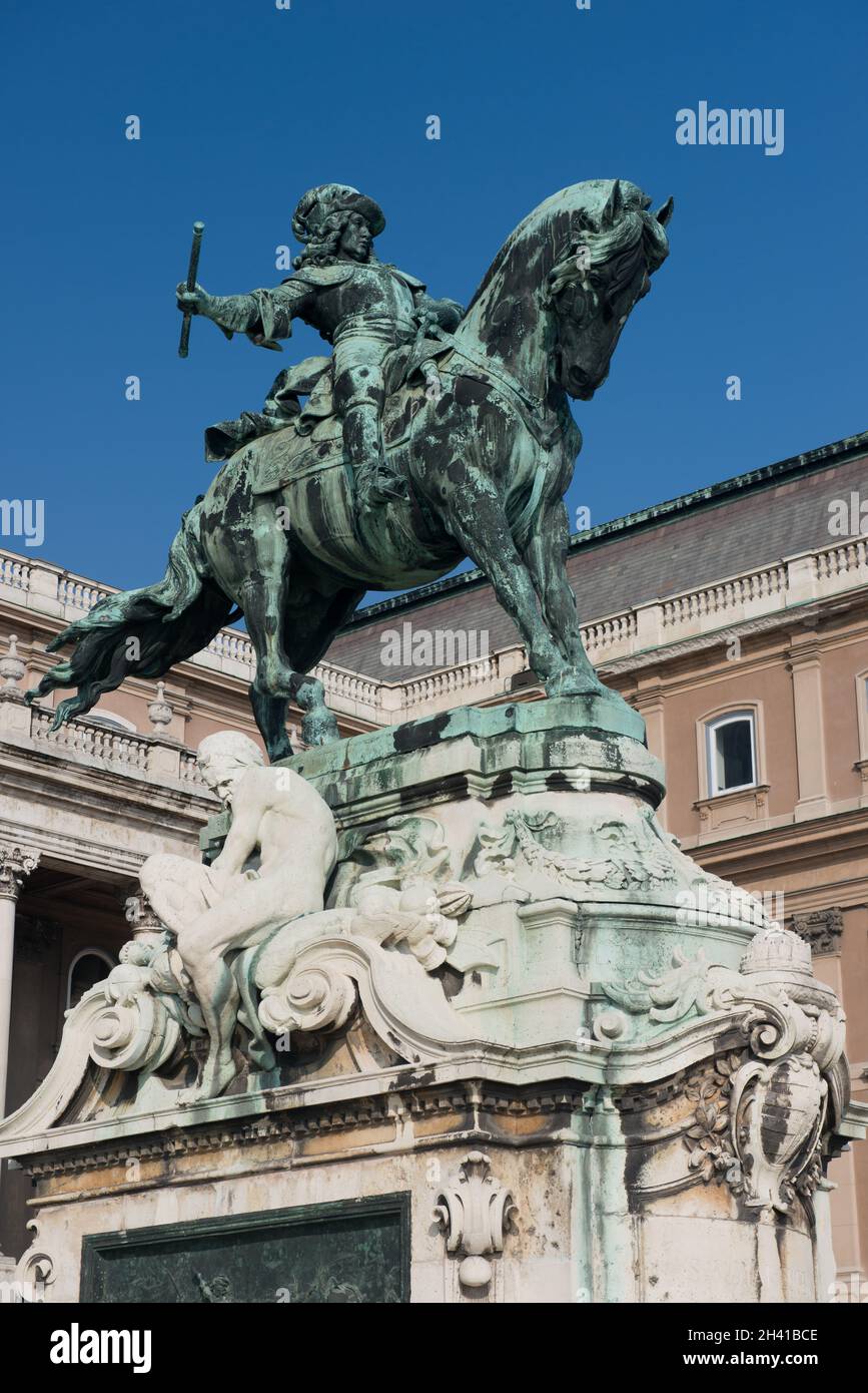 Buda castle equestrian statue hi-res stock photography and images - Alamy