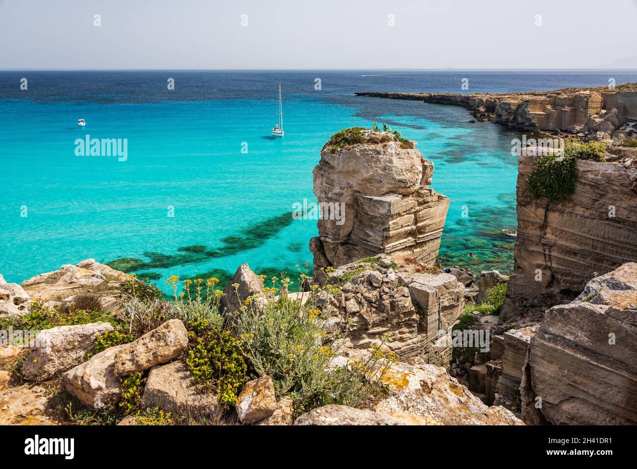 Cala Rossa in Favignana Stock Photo - Alamy