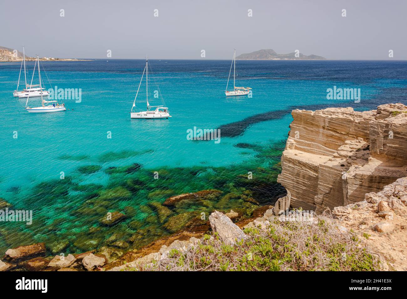 Cala rossa hi-res stock photography and images - Alamy