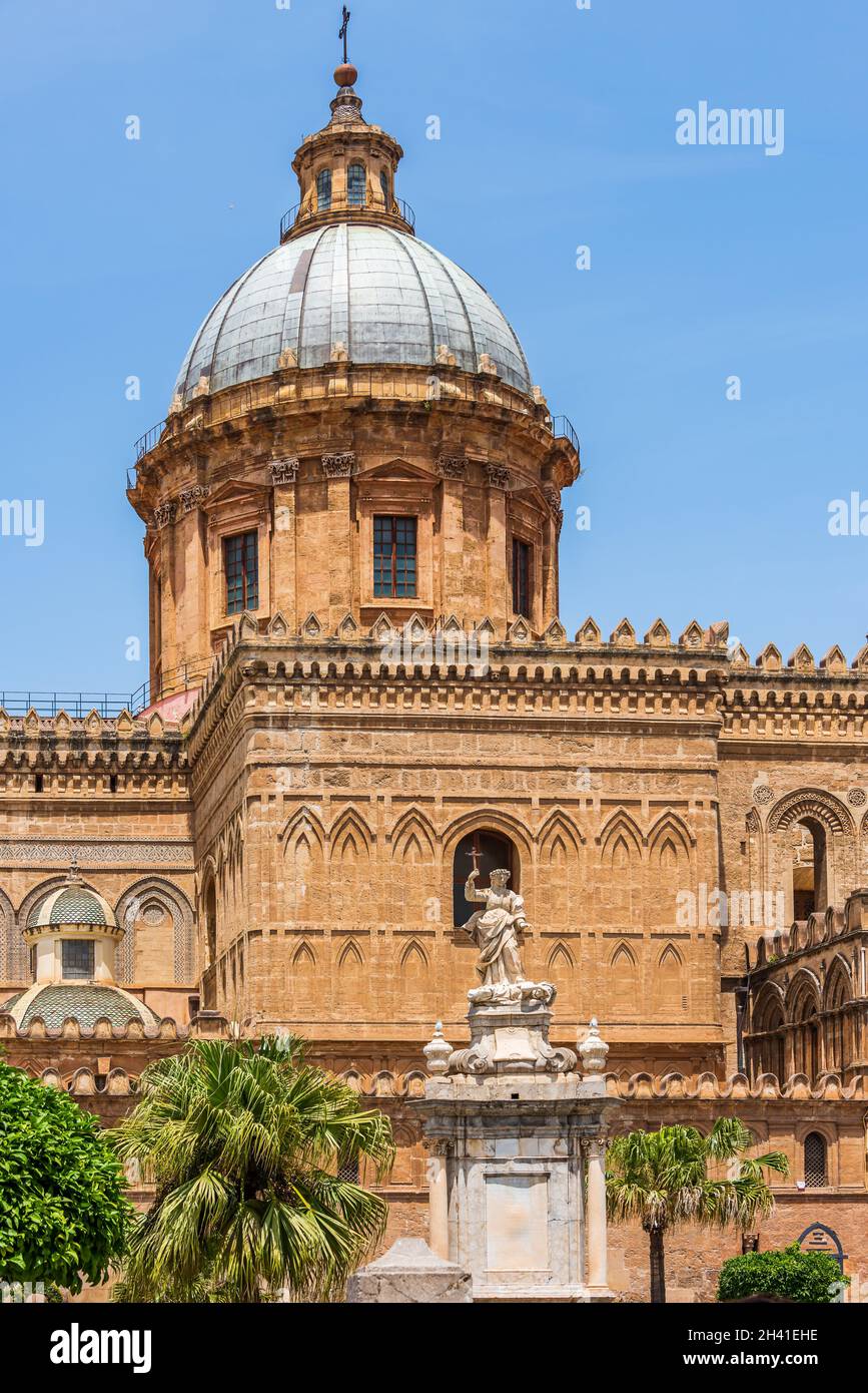Dome of the Palermo Cathedral, Sicily Stock Photo - Alamy