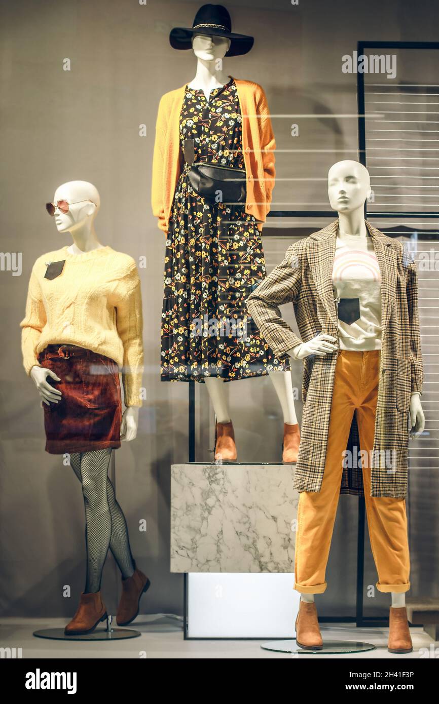 POLAND, BYDGOSZCZ - November 26, 2019: Female mannequins in shop window ...