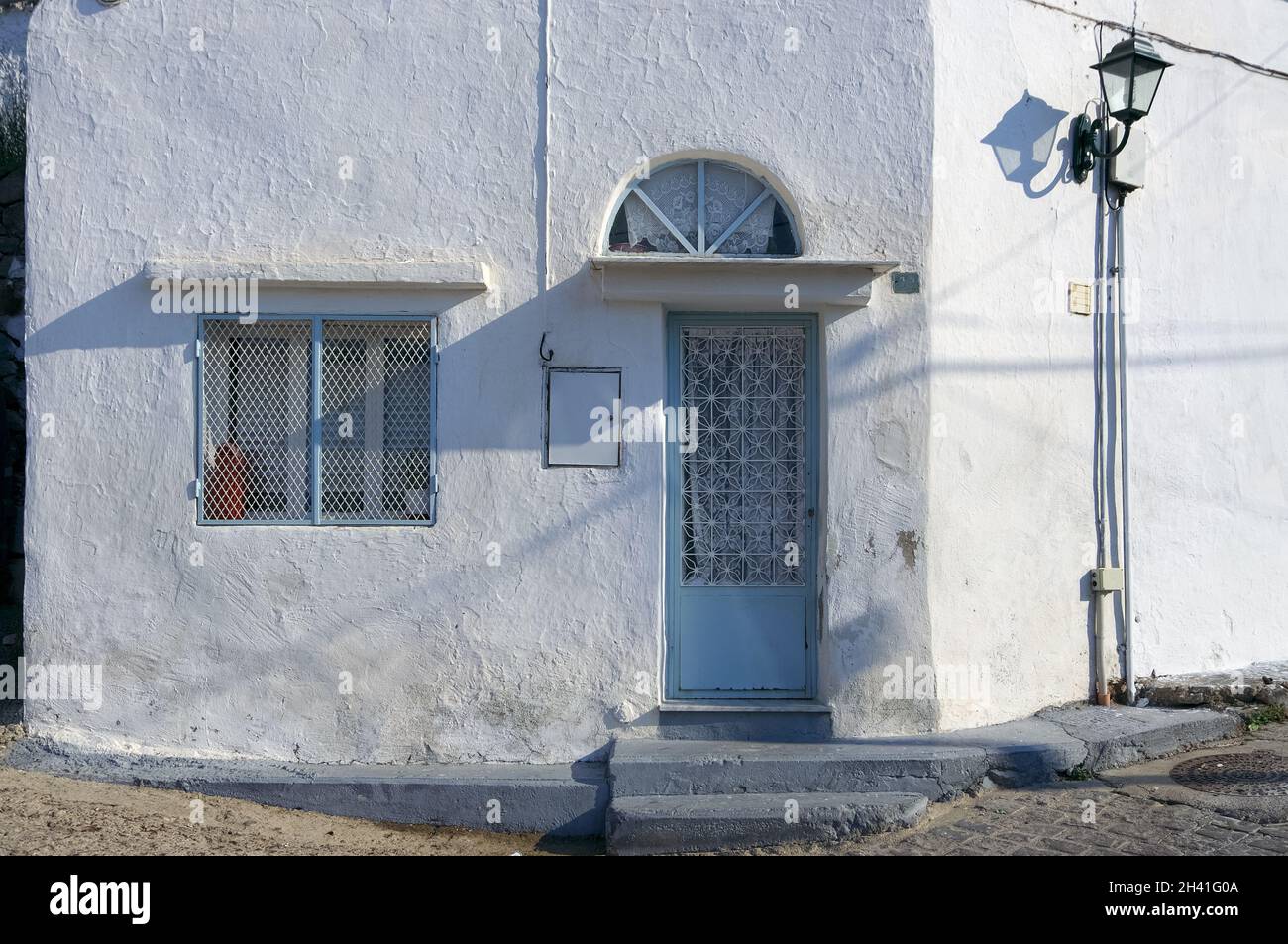 Typical whitewashed house hi-res stock photography and images - Alamy