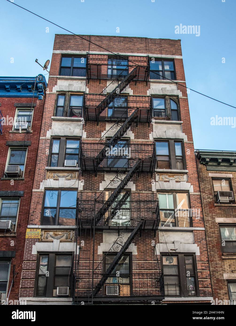 Fire escape ladders hi-res stock photography and images - Alamy