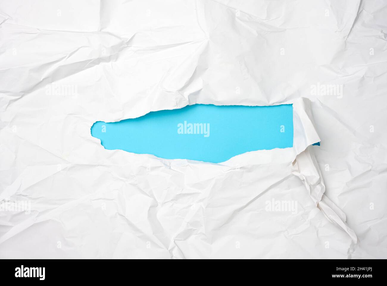 Hole paper white background hi-res stock photography and images - Alamy