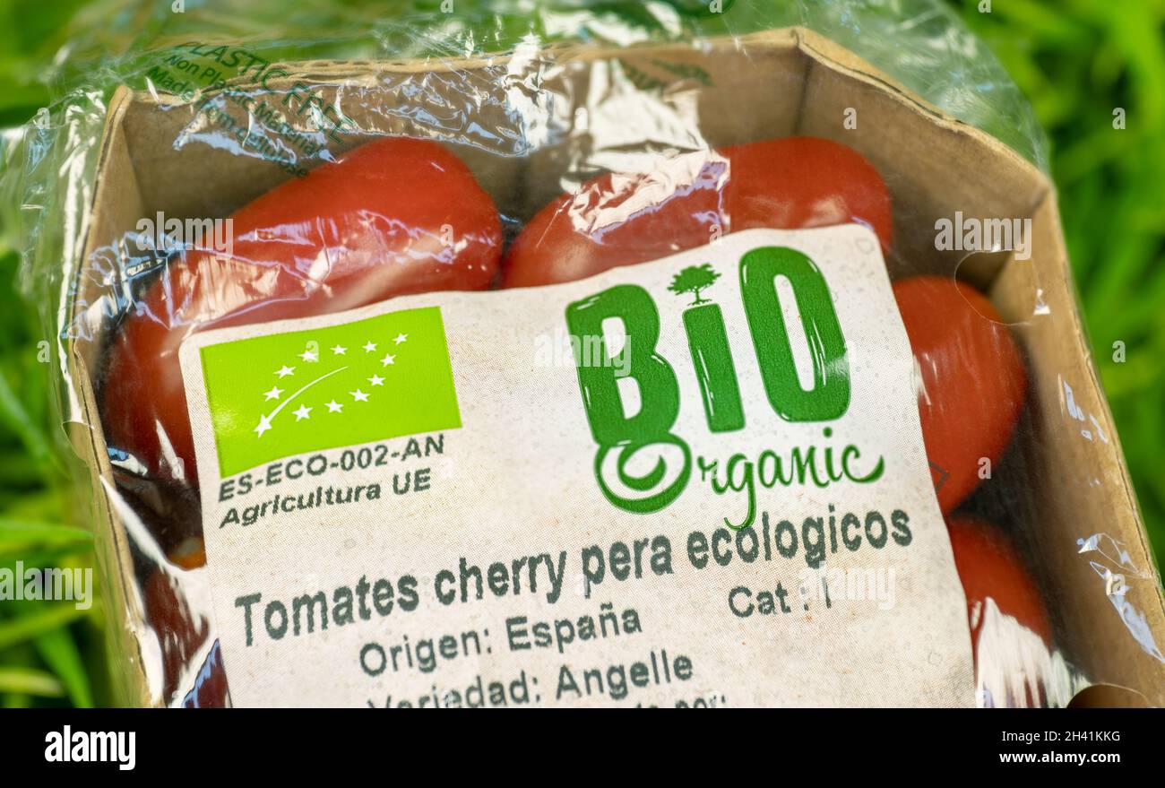 Organic cherry tomatoes in package Stock Photo - Alamy