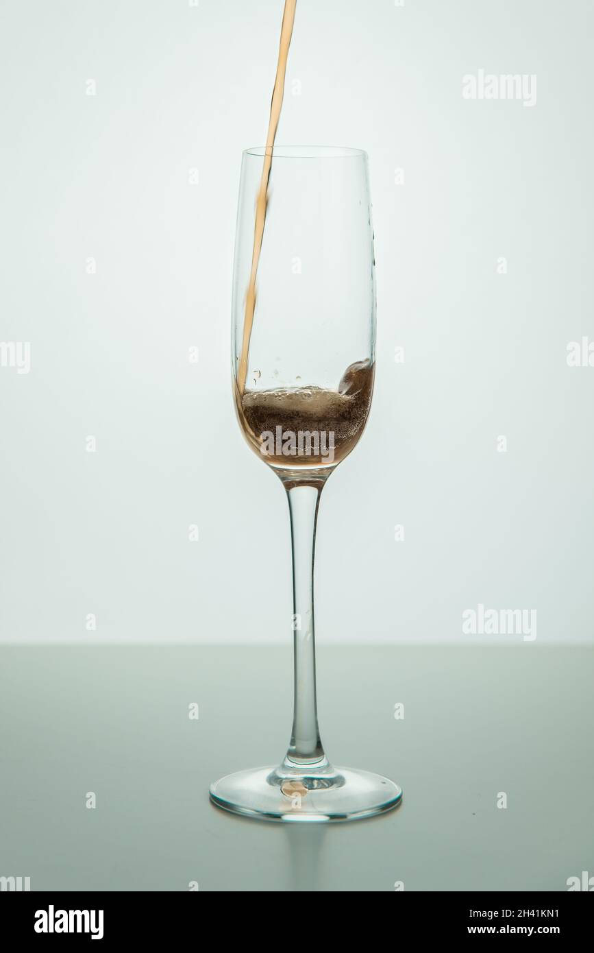 Dropped liquid hi-res stock photography and images - Alamy