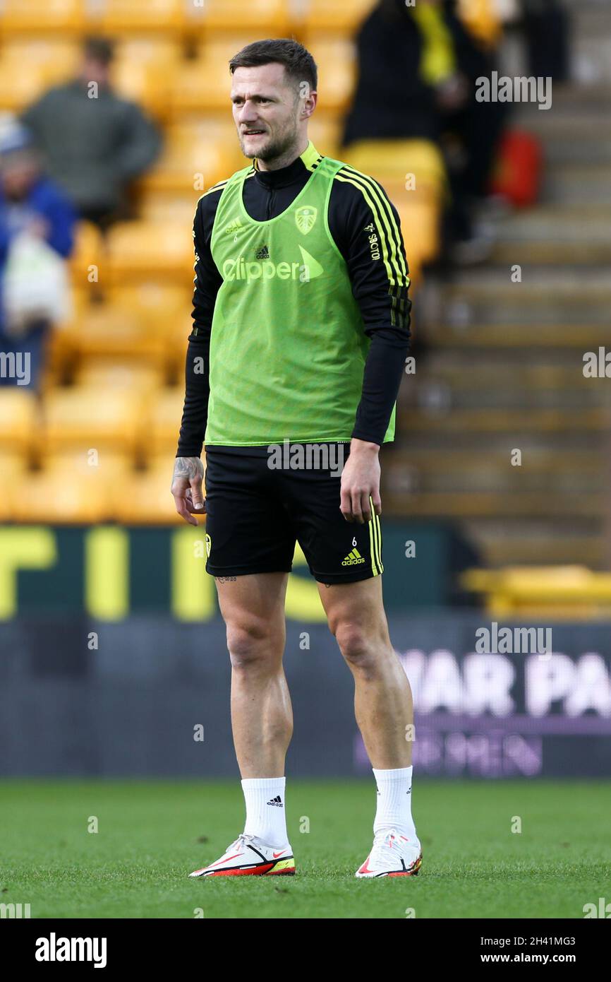 Liam Cooper #6 of Leeds United during the warm up Stock Photo - Alamy