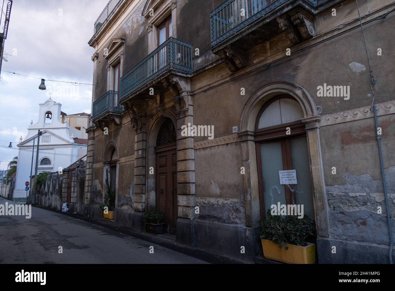 Riposto, Sicily - 17 July 2020: old town Riposto, street and buildings ...